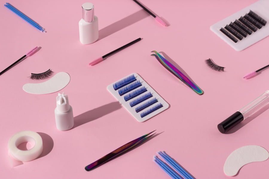 How To Remove Eyelash Extensions At Home?