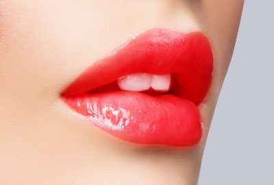 How To Apply Lipstick Step By Step?