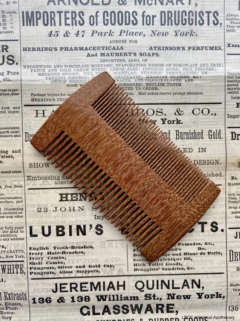 Fine Double-Toothed Comb – Historical Grooming Accessory