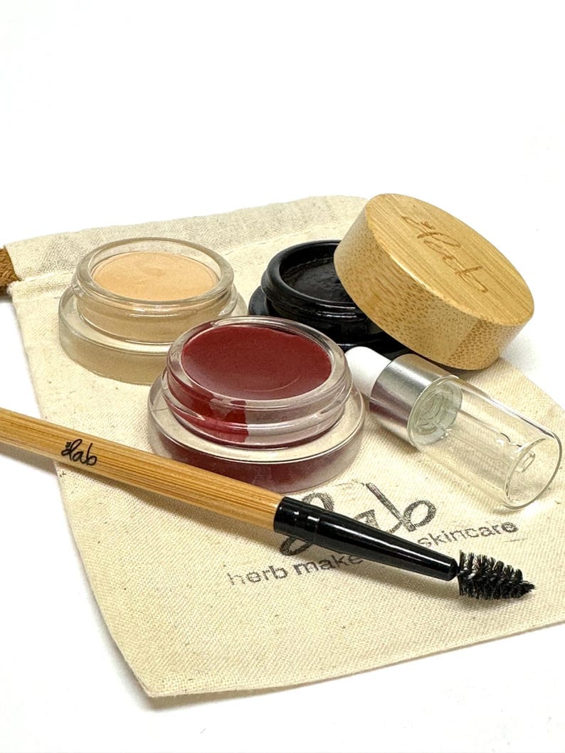 French Makeup Set – Minimalist & Zero Waste Beauty Essentials